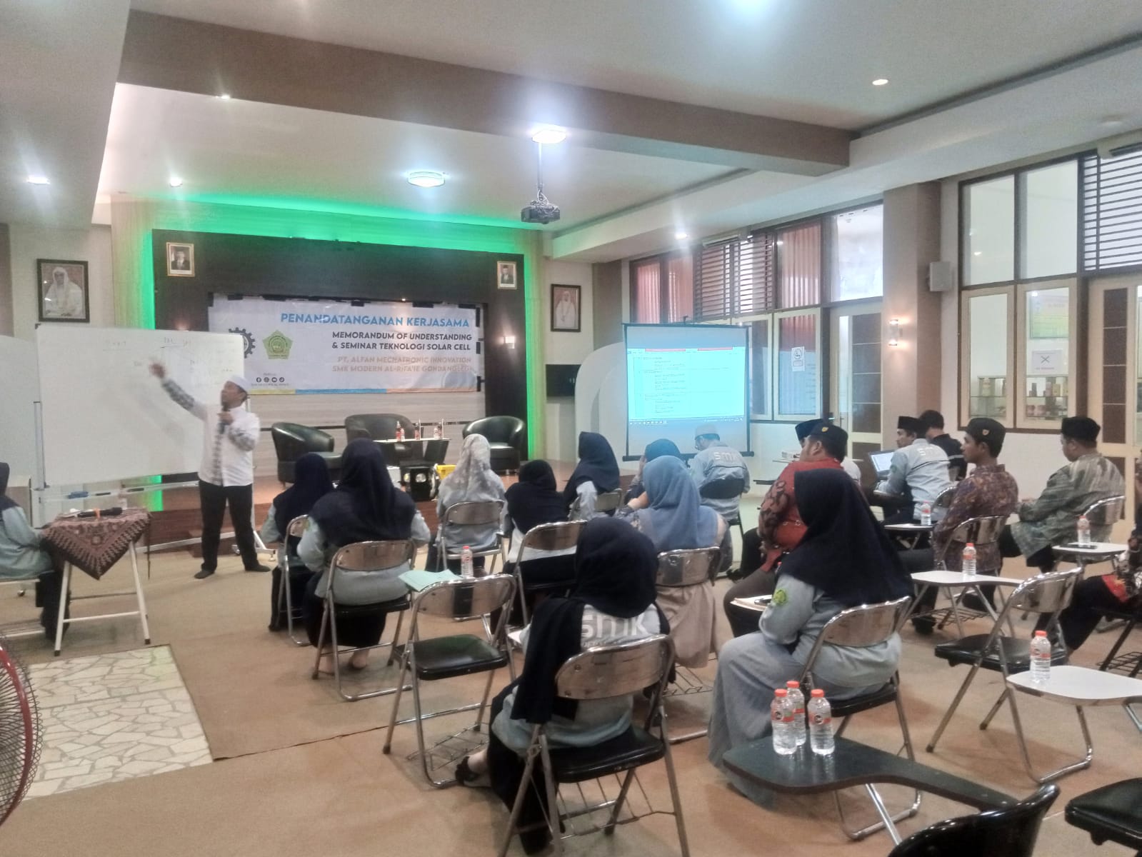 Penandatangan MOU dengan PT. Alfan Mechatronic Innovation